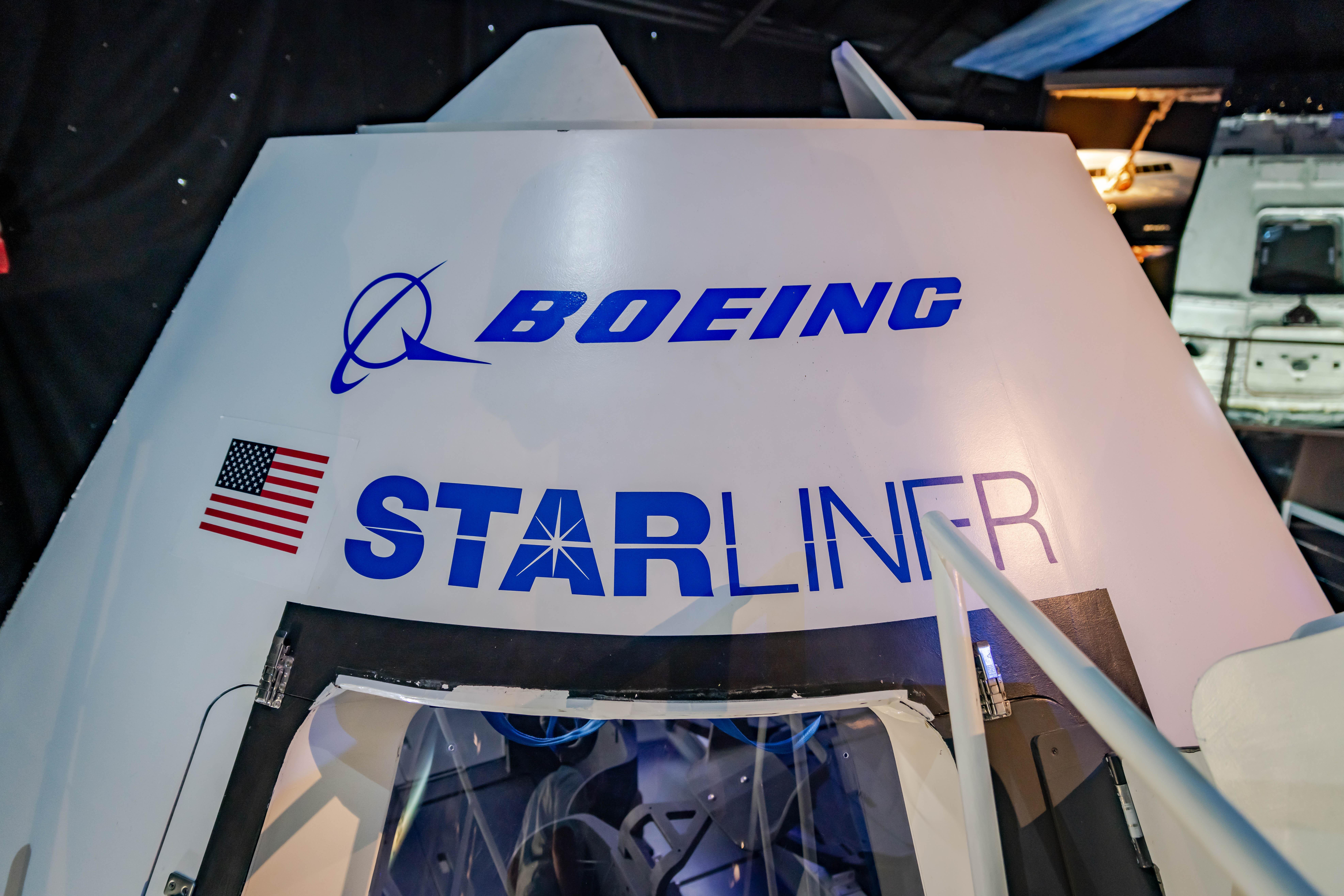 The Boeing Starliner capsule, which sent two American astronauts into ...