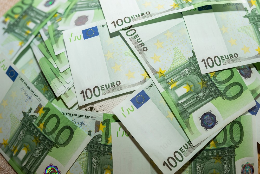 Angajații Romsilva au primit bonusuri de aproape 23 de milioane de euro ...