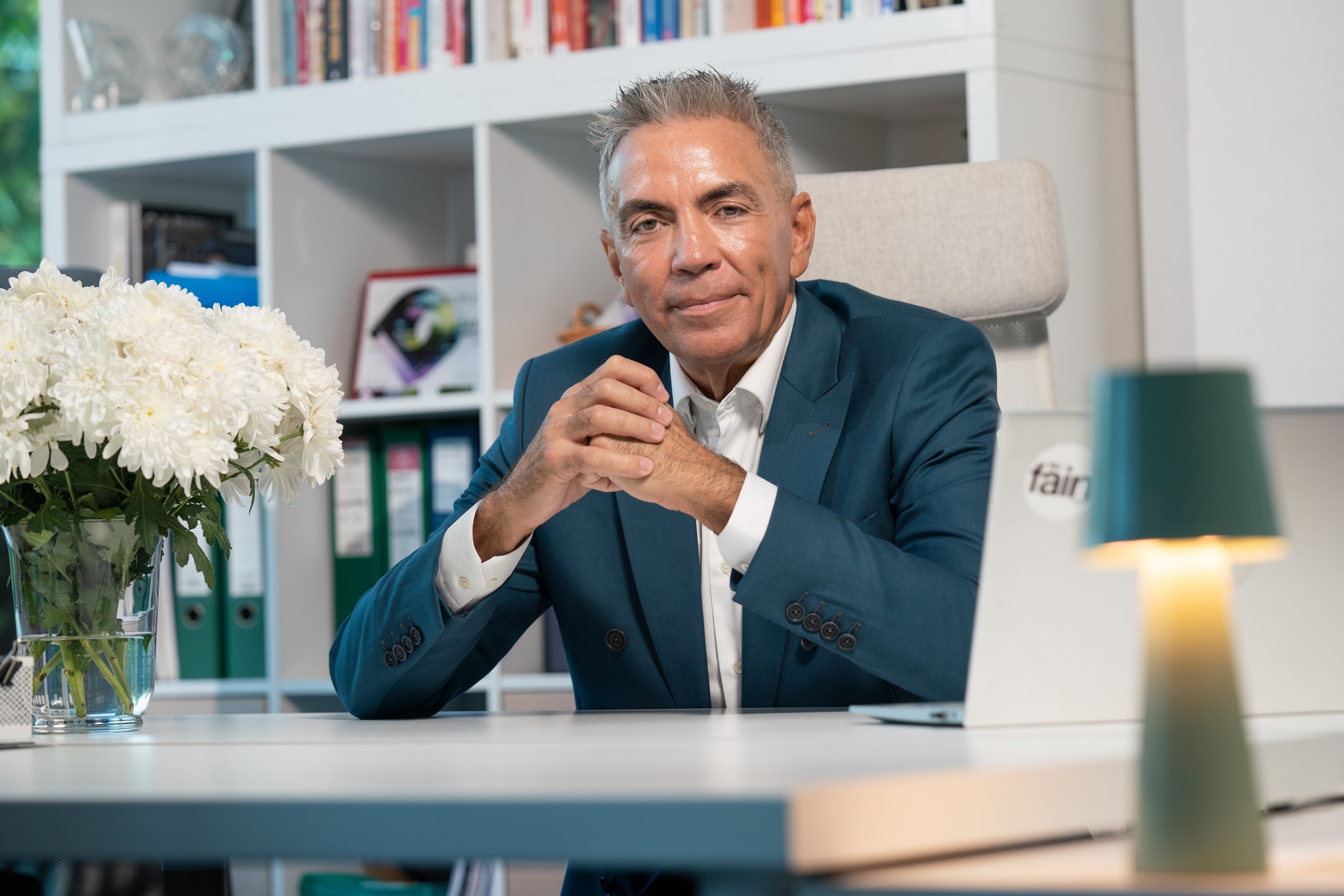 Interim President Ilie Bolojan has appointed Dragos Anastasiu as honorary advisor for relations ...