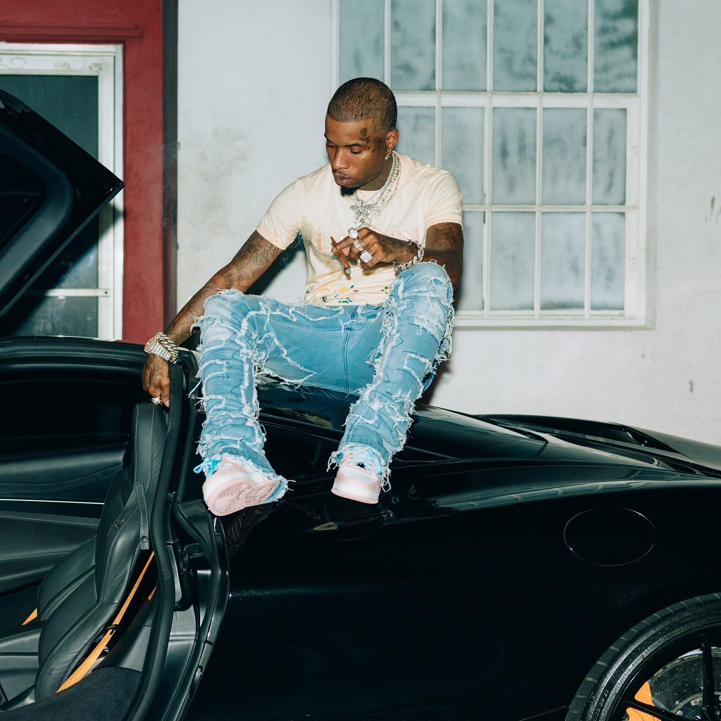 Rapper-ul Tory Lanez, condamnat pentru împușcarea artistei Megan Thee ...