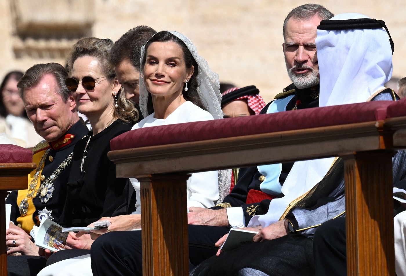 Pope Leo XIV's inauguration ceremony followed traditional dress code ...