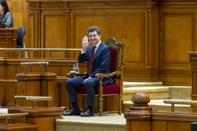 Președintele Nicușor Dan va participa luni la summitul B9 de la Vilnius