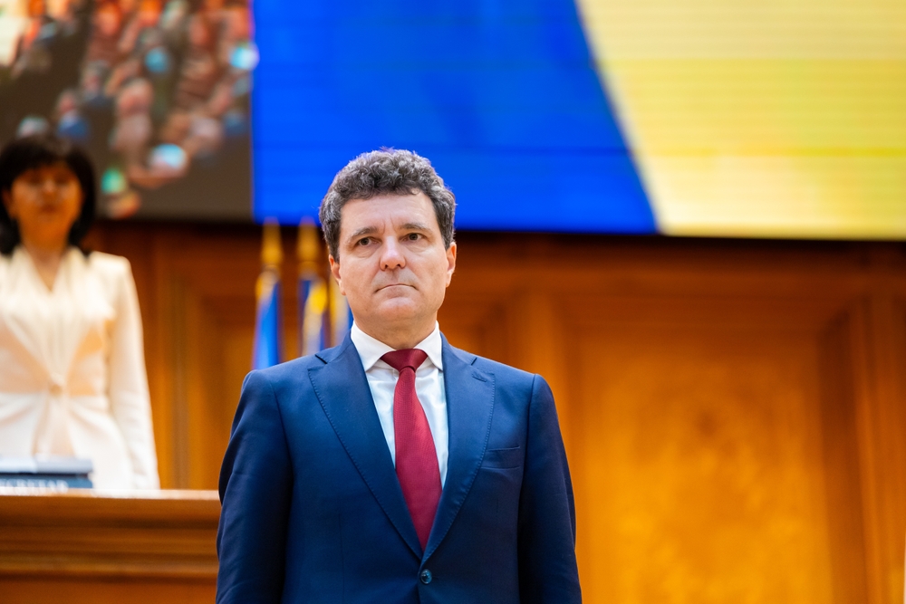 Romanian President Nicușor Dan makes his first official visit to the ...