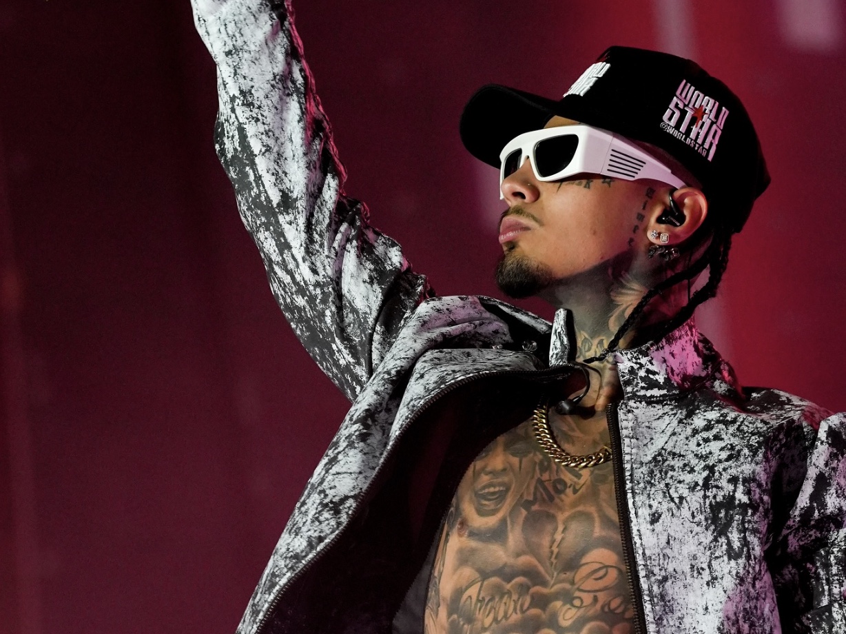 Trapper Albert NBN 在 "Beach, Please!