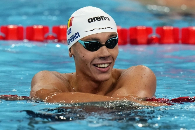 Sei atleti rumeni, tra cui David Popovici, parteciperanno ai Campionati ...