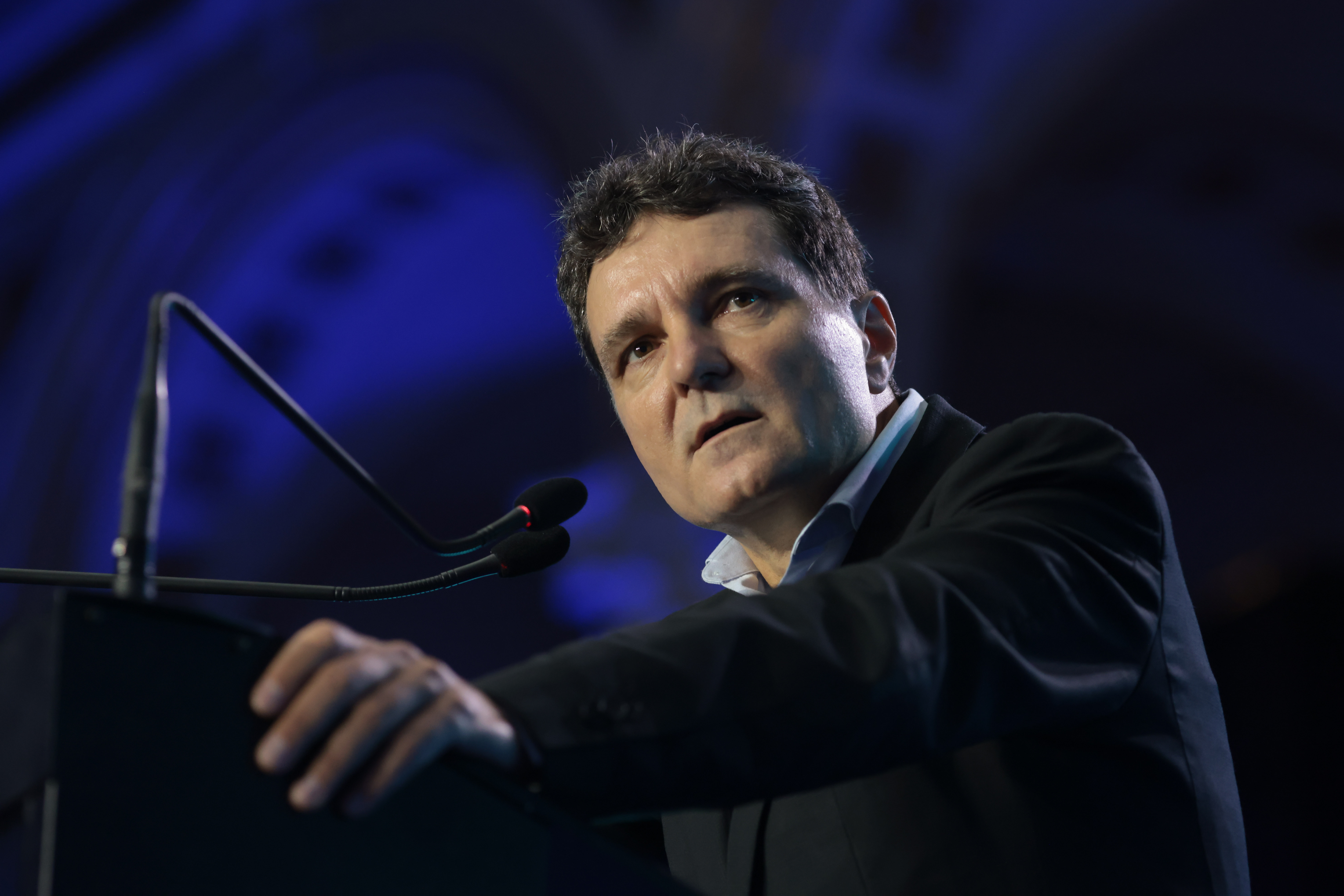 Nicușor Dan szerint a bírák fizetéssel egyenértékű nyugdíja arra ...