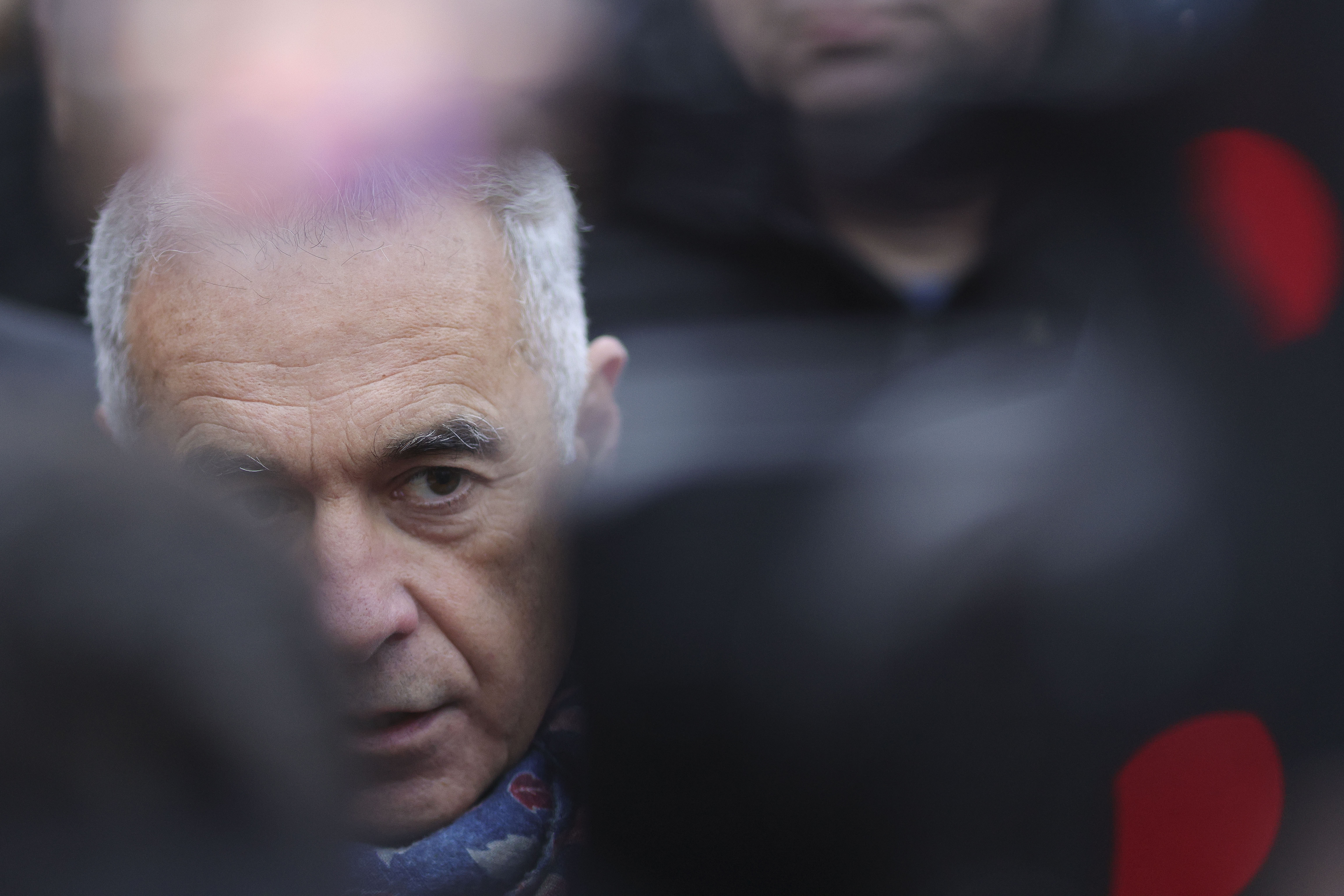 Călin Georgescut beidézték a főügyészségre, ahol az alkotmányos rend ...