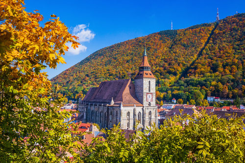 In June 2025, arrivals in accommodation establishments in Romania ...
