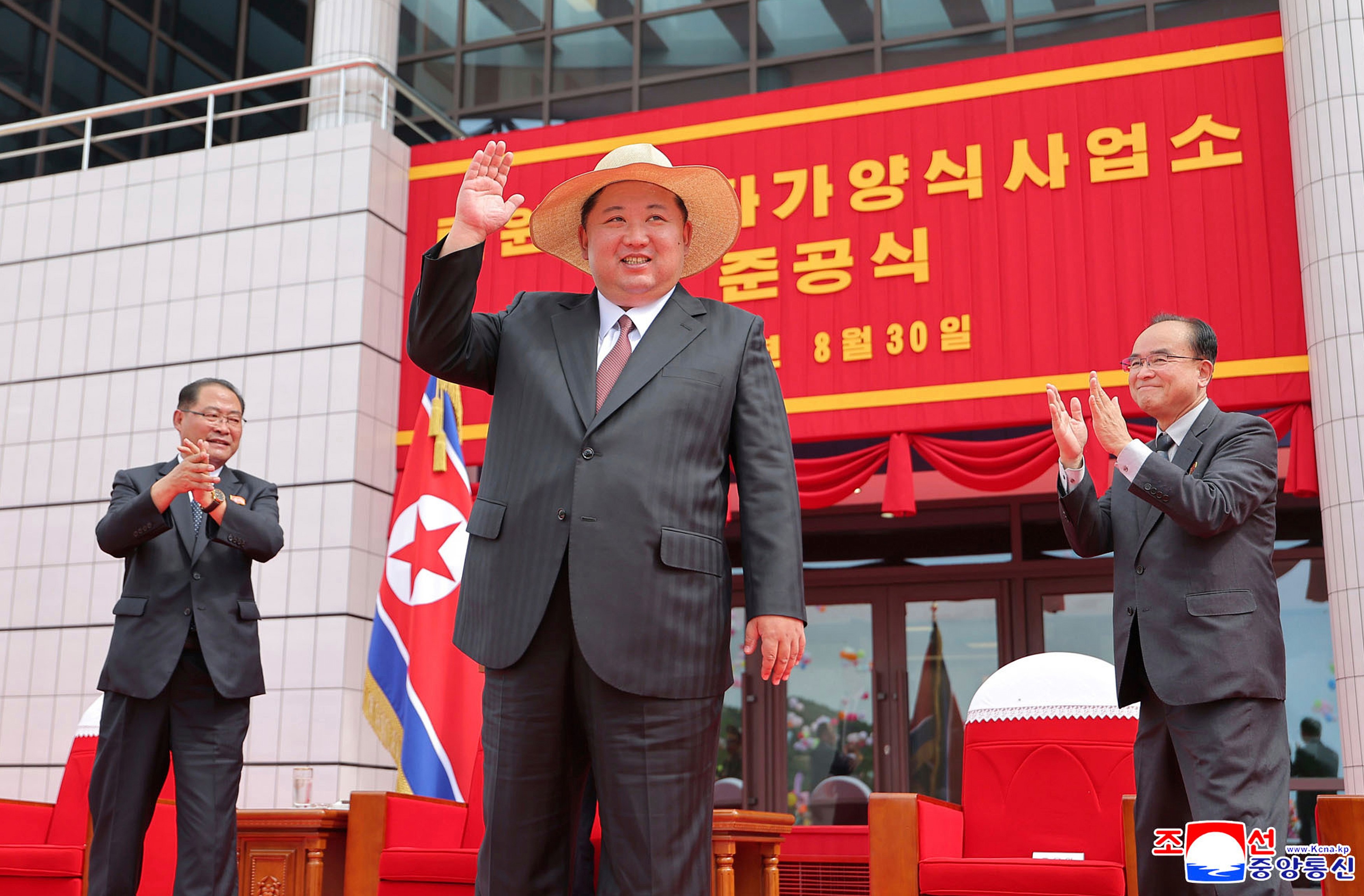 Kim Jong Un has arrived in China to participate in a military parade ...