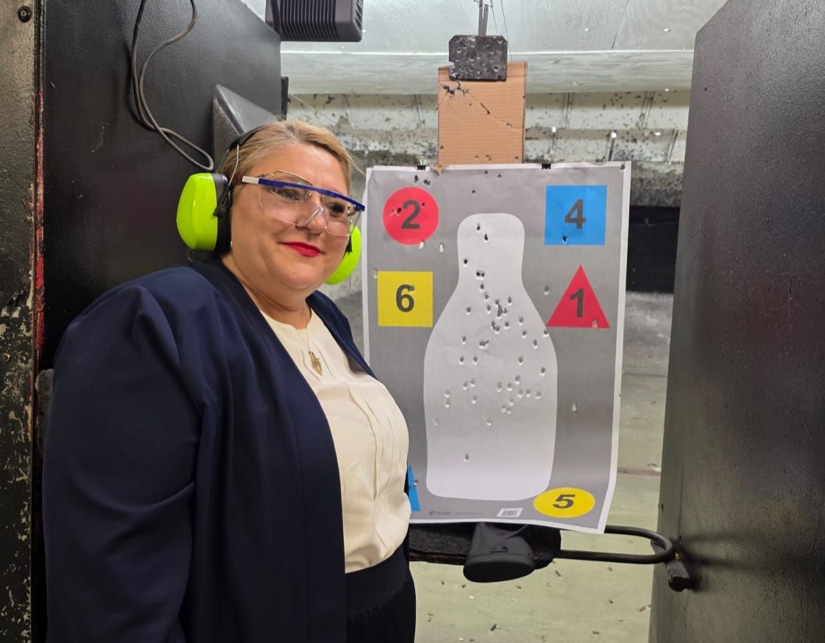 Diana Șoșoacă threatens the Ukrainian president: "If Zelensky comes to ...