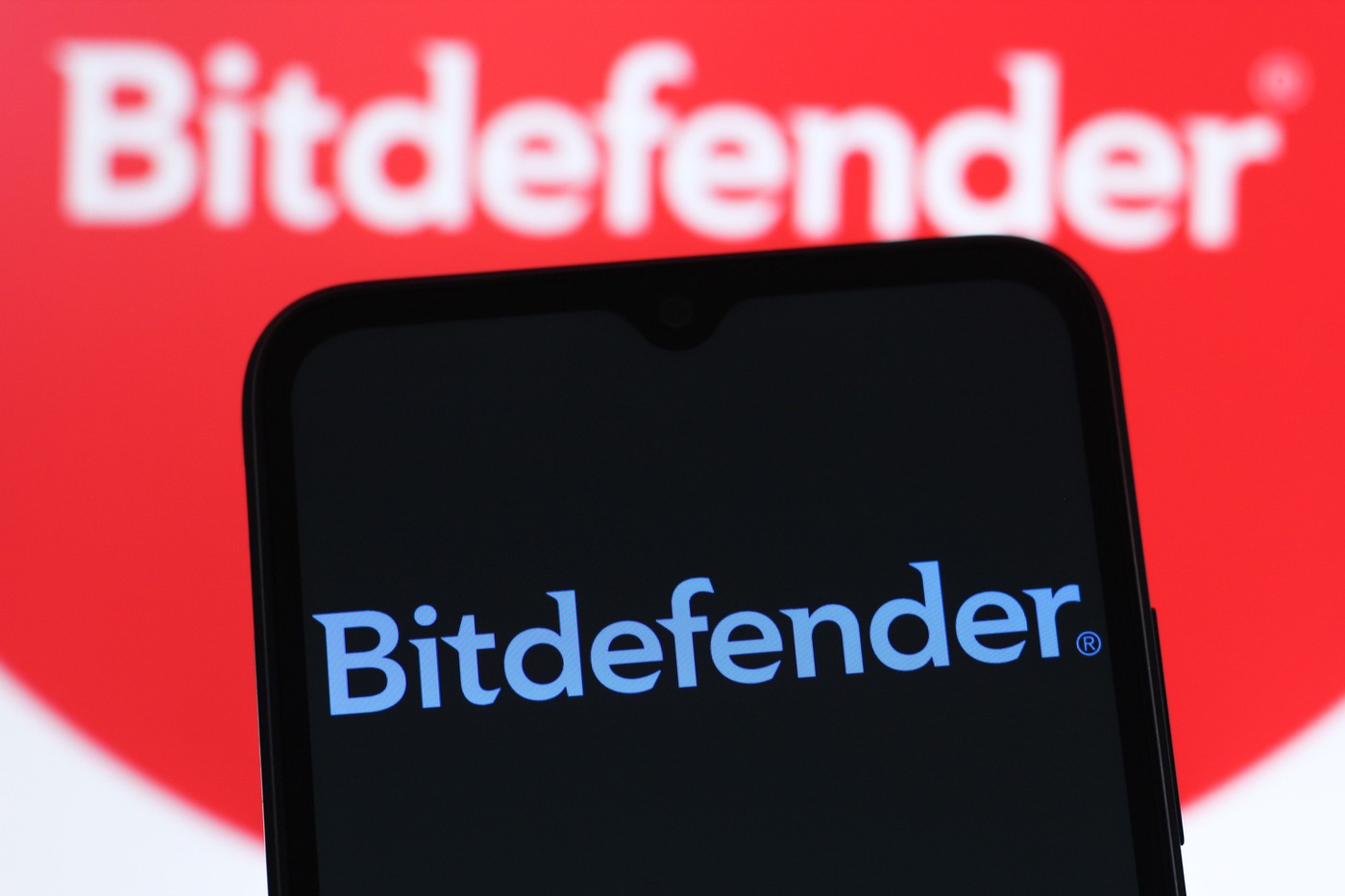 Bitdefender a anunțat prelungirea parteneriatului cu Scuderia Ferrari ...