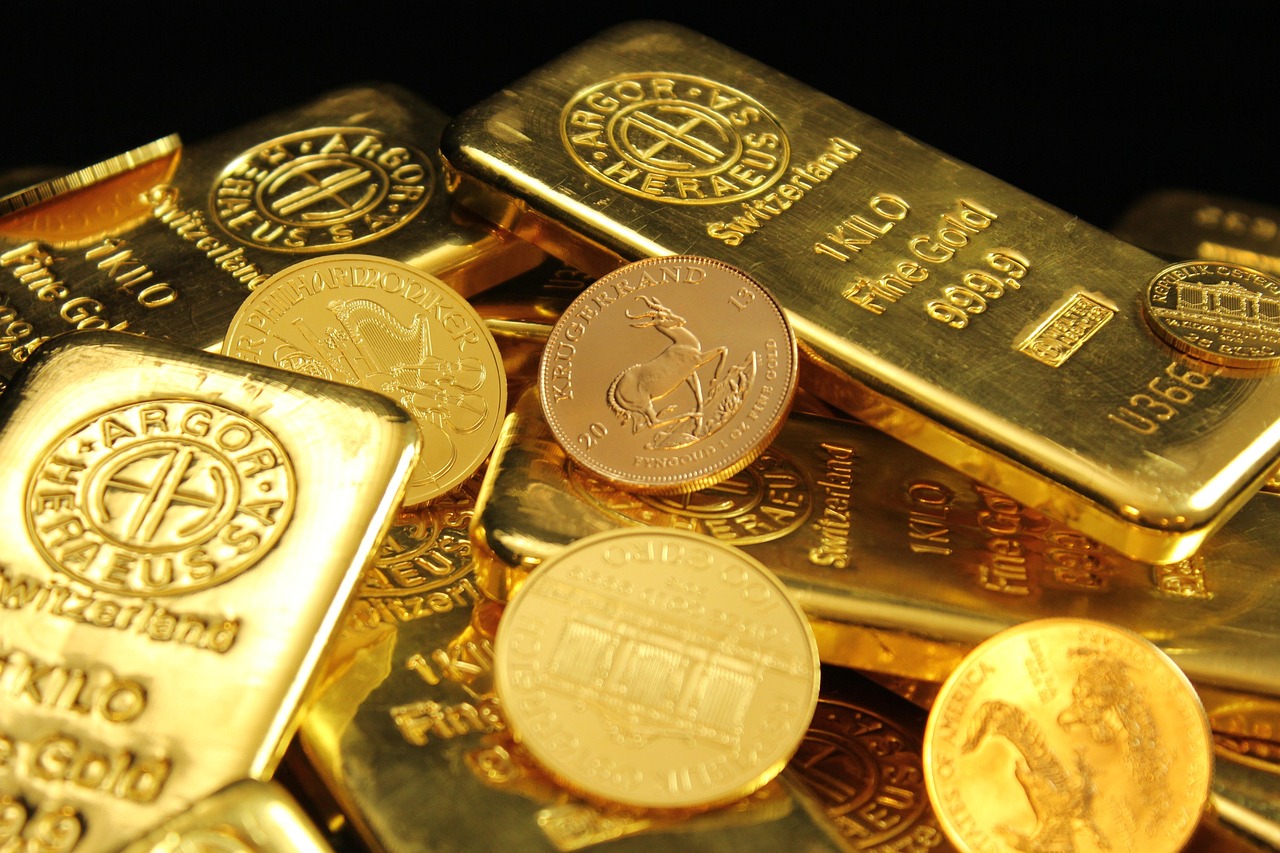 The price of gold has decreased by 2.01% to 4,025 dollars per ounce ...