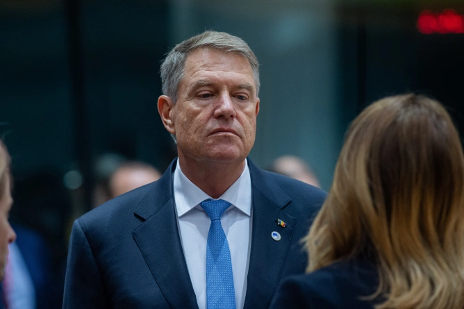 Dominic Fritz sostiene che l'ex presidente Klaus Iohannis ha ...