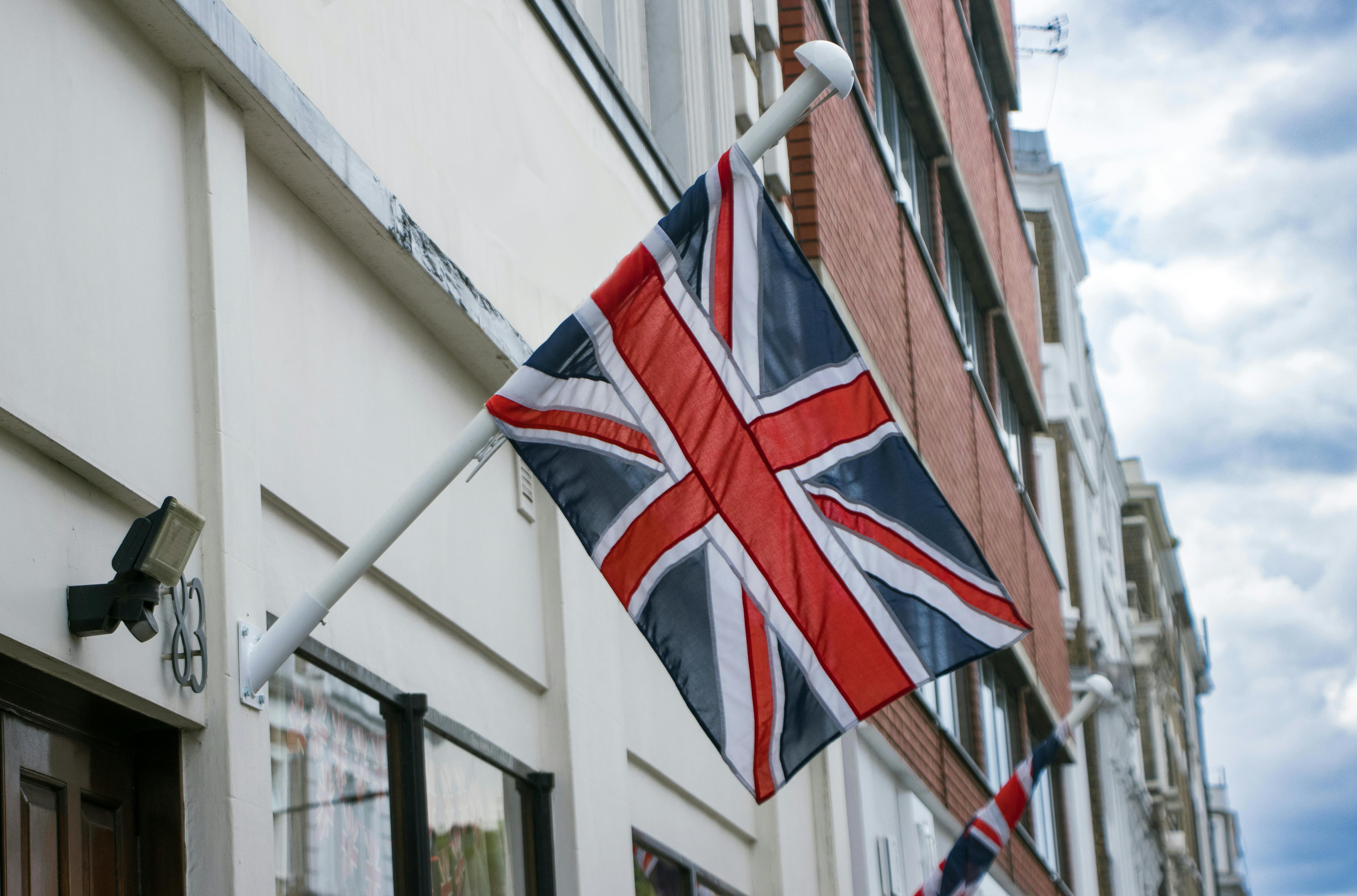 The British Home Office announces the elimination of automatic social ...