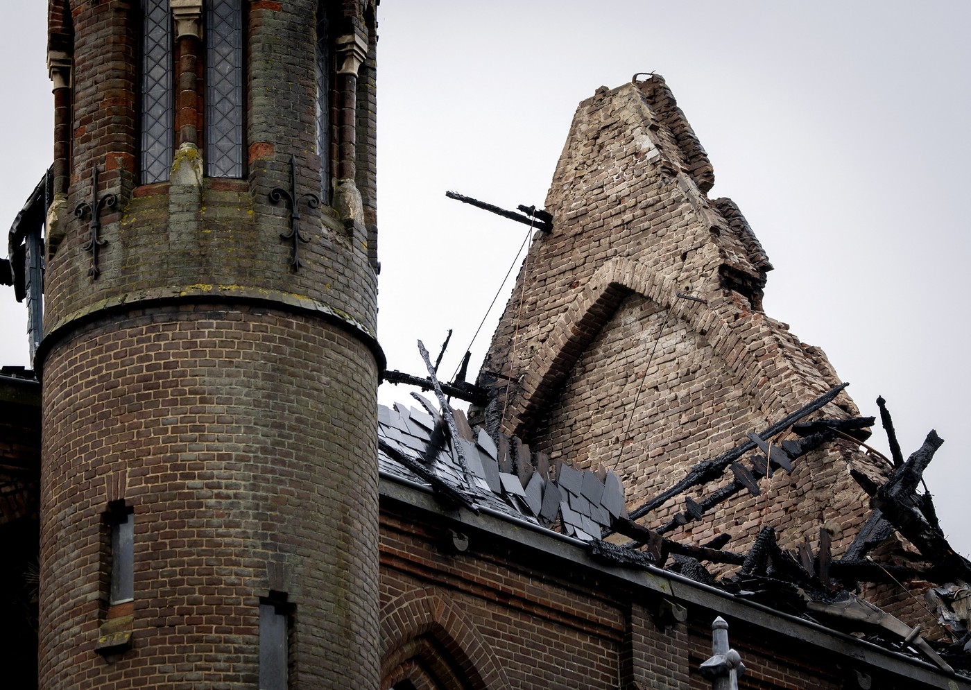 A large fire devastated the Vondel Church in Amsterdam, located in ...