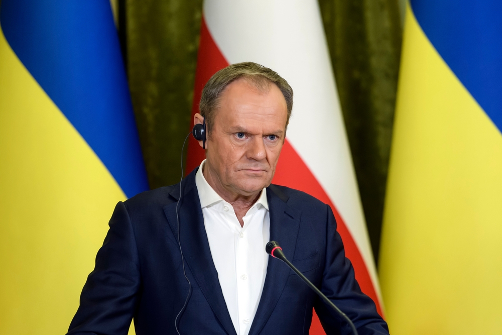 Il primo ministro polacco Donald Tusk ha respinto le affermazioni di ...
