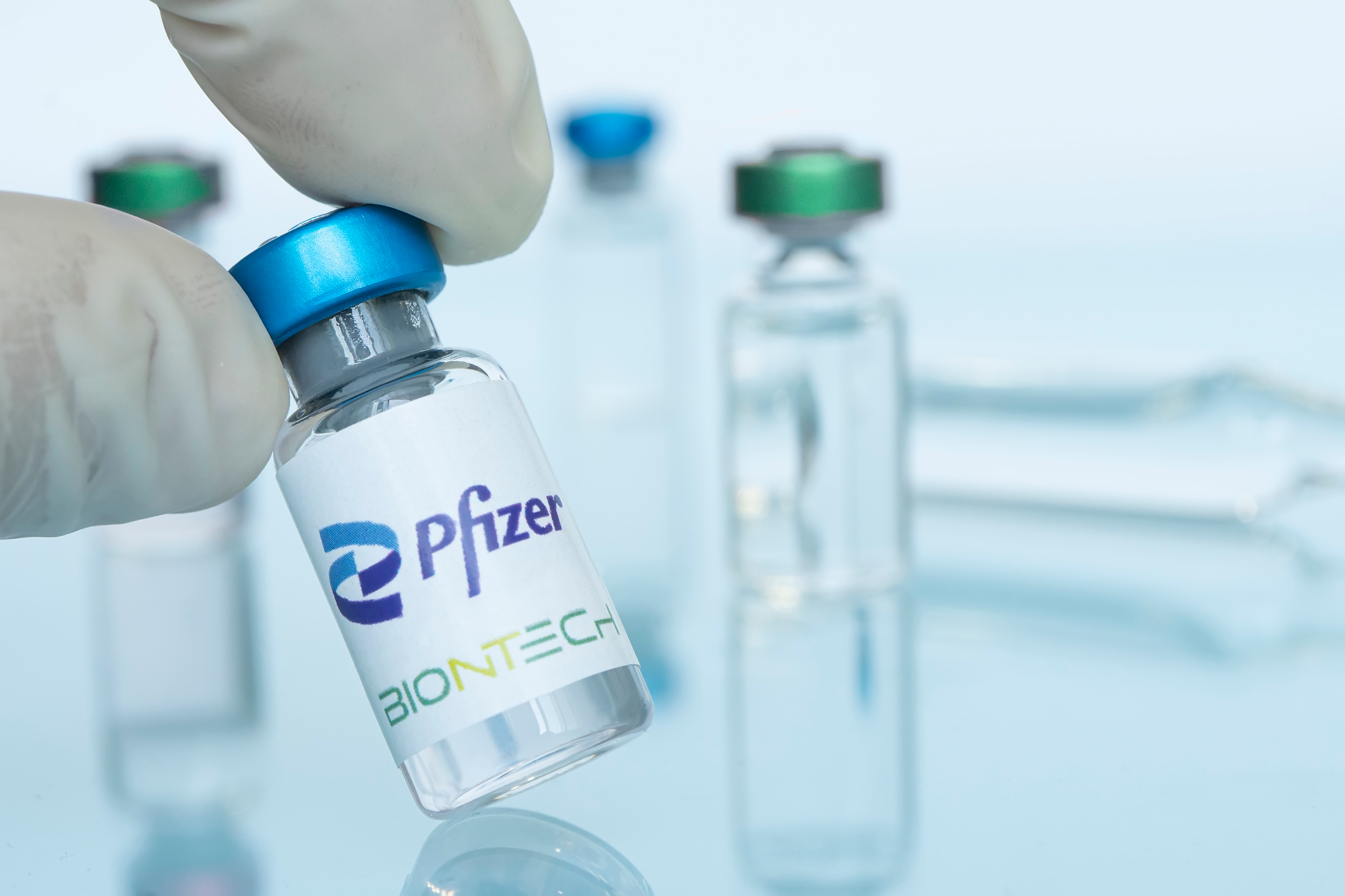 Pfizer și BioNTech acționează România în instanță pentru 29 milioane de ...