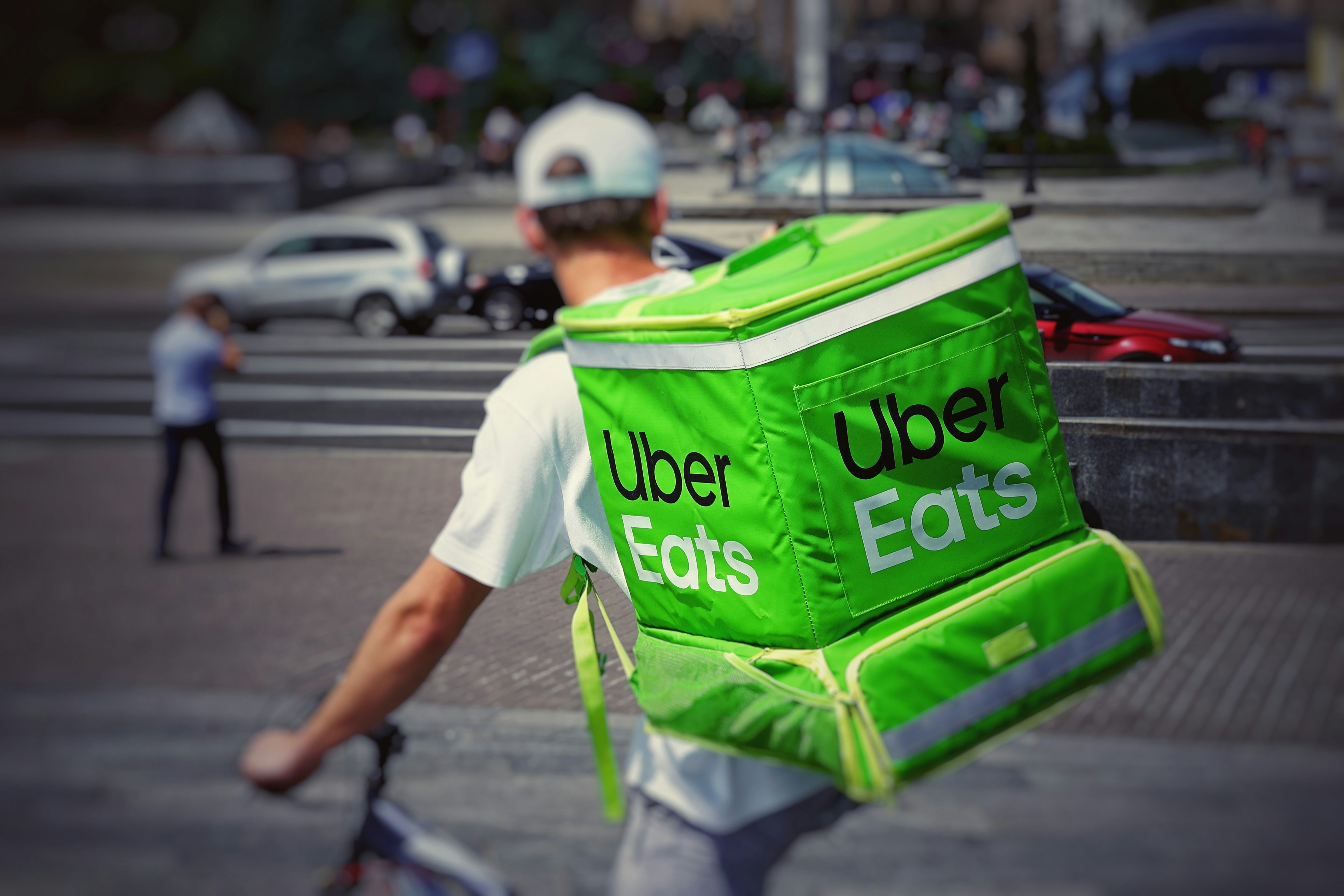 Uber Eats returns to Romania and is expanding its services in other ...