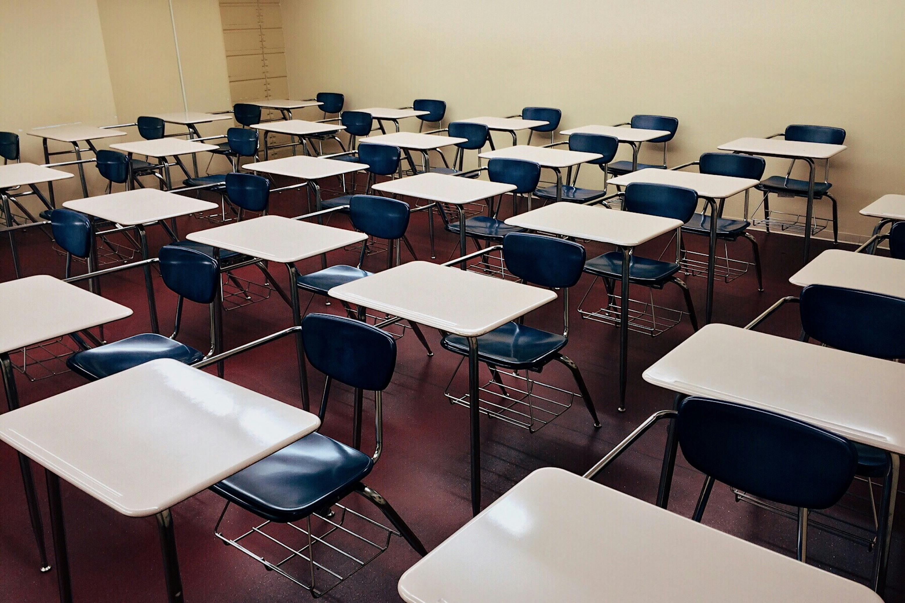 Baccalaureate Simulation 2026: Students are taking today the mandatory ...
