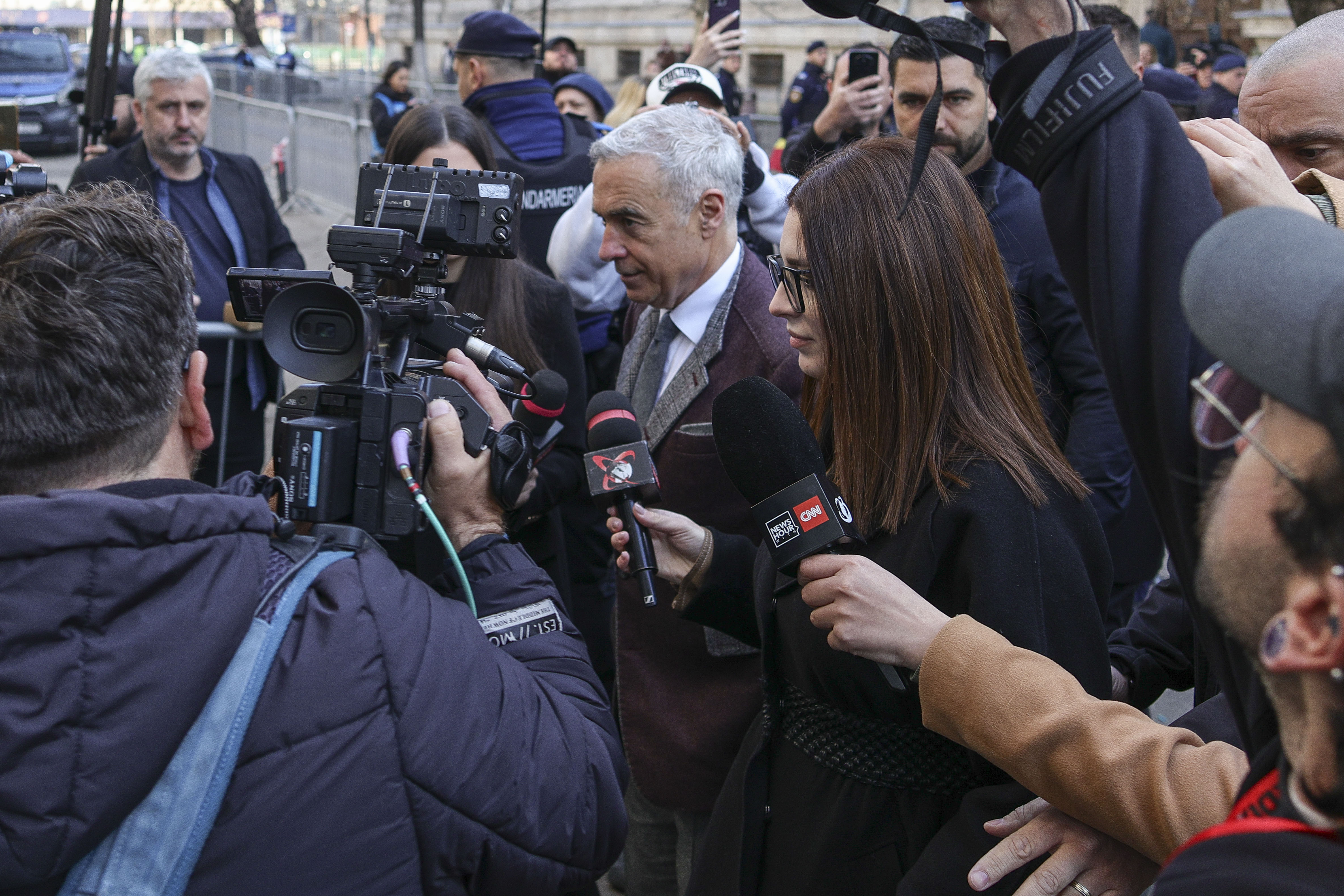 A legionárius propagandával kapcsolatos Călin Georgescu dossziéjának ...