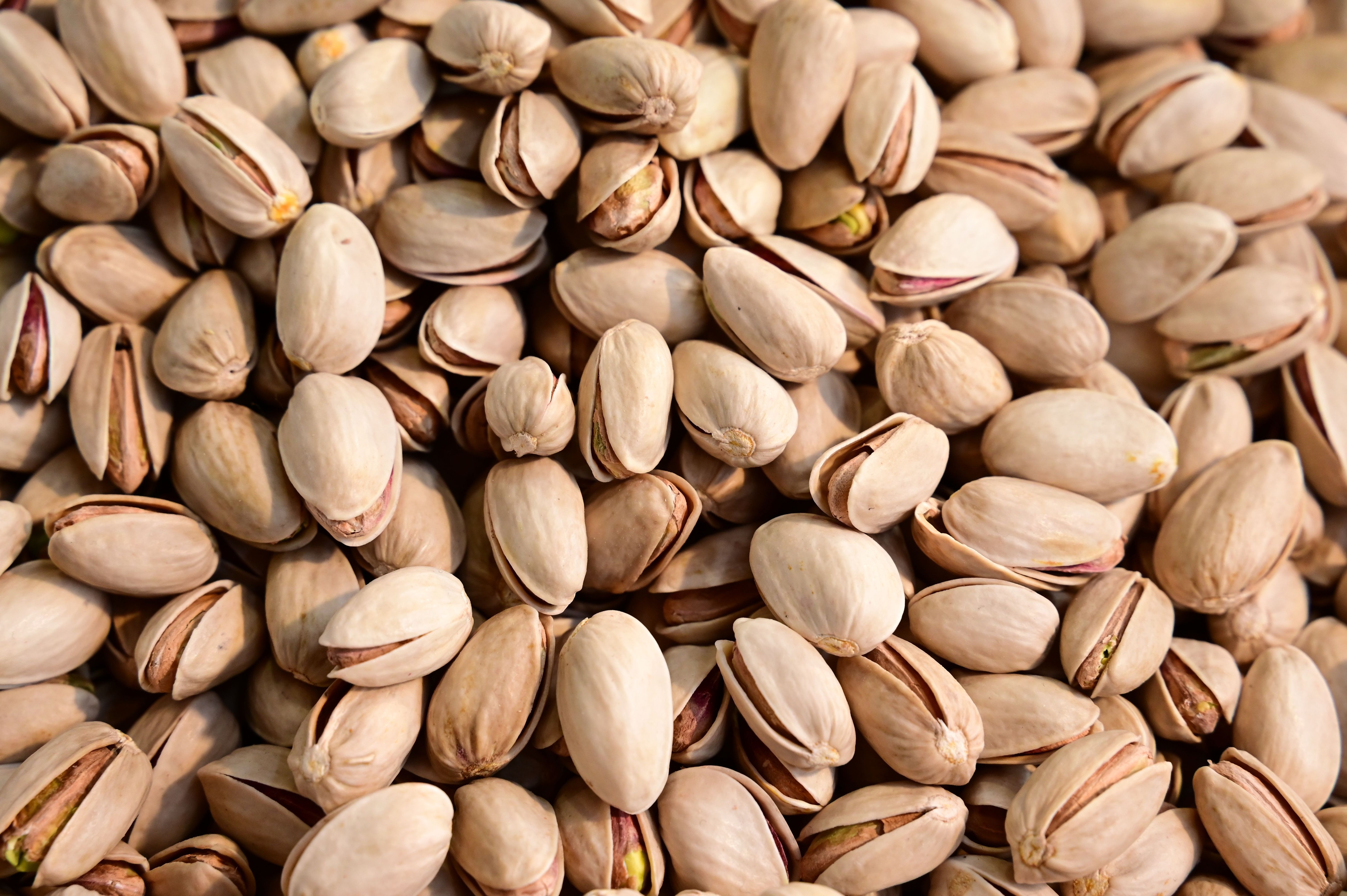 The war in Iran disrupts the pistachio market, raising prices to the ...