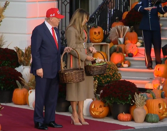 Donald Trump and Melania hosted a Halloween party at the White House ...