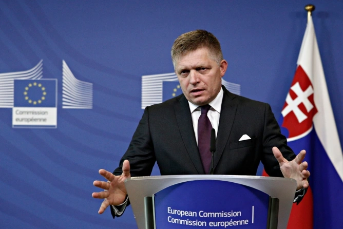 Slovak Prime Minister Robert Fico announced the signing of an agreement ...