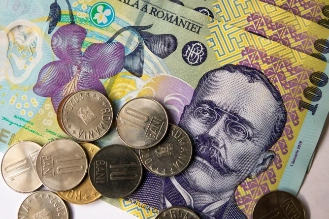 Thousands of people are standing in line to pay the increased taxes ...