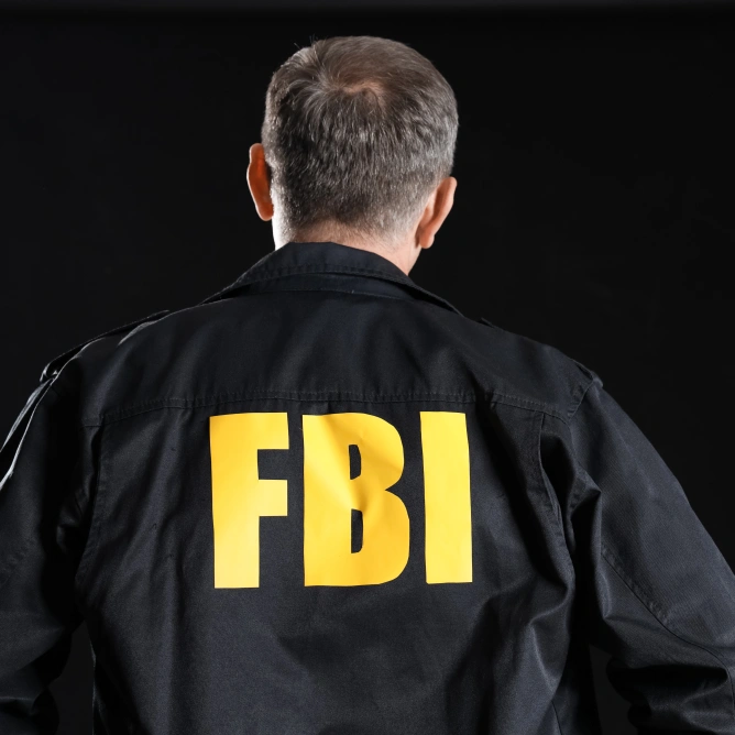 Hacker rumano de Constanța, extraditado en EE. UU. después de haber ...